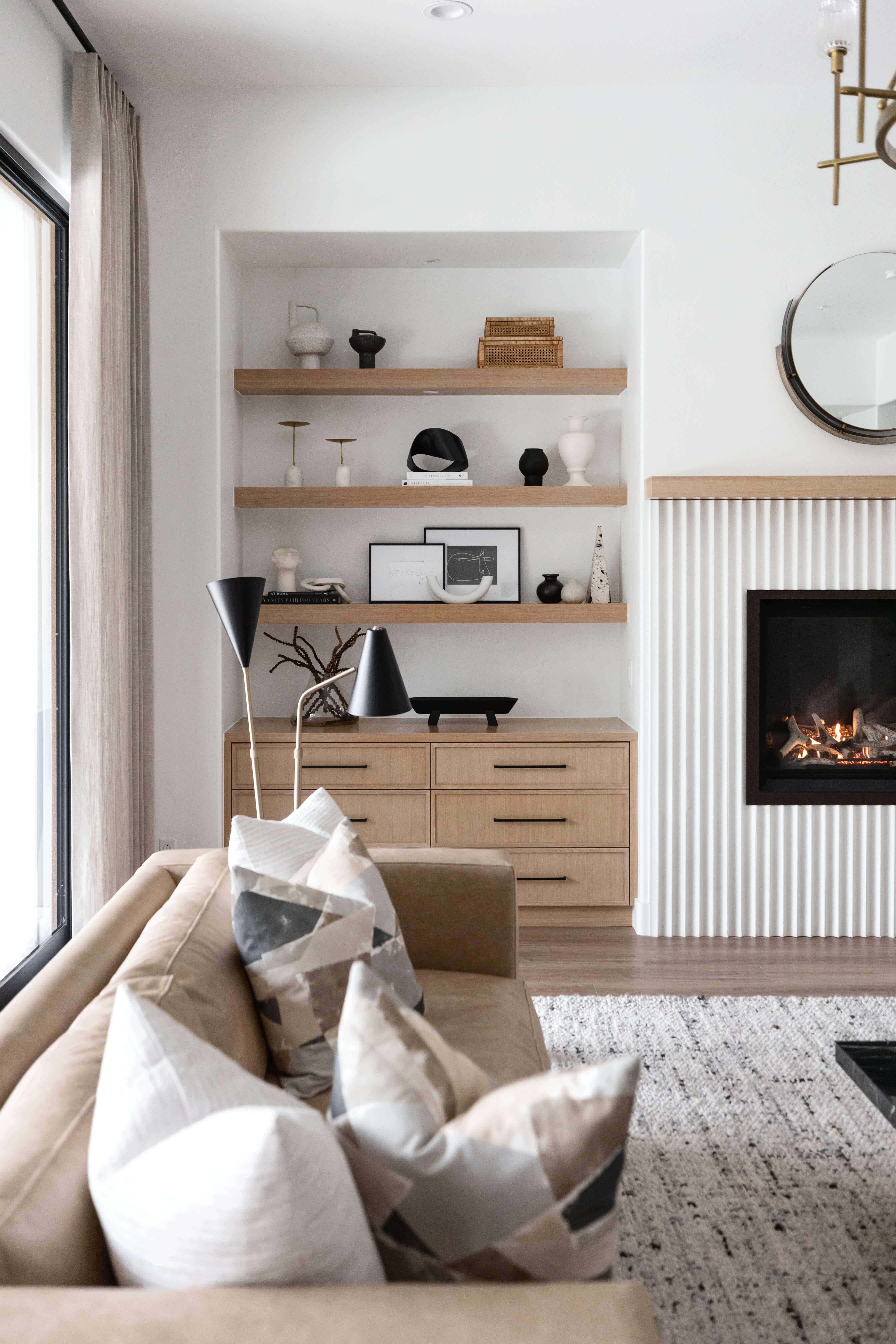 Hidden Hills • Living with Lolo